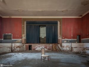 57 Hilariously Terrible Real Estate Photos
