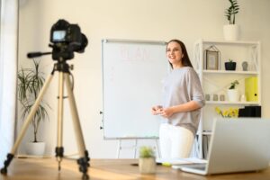 15 Real Estate Videos Every Agent Should Be Making & 3 Easy Tools To Use